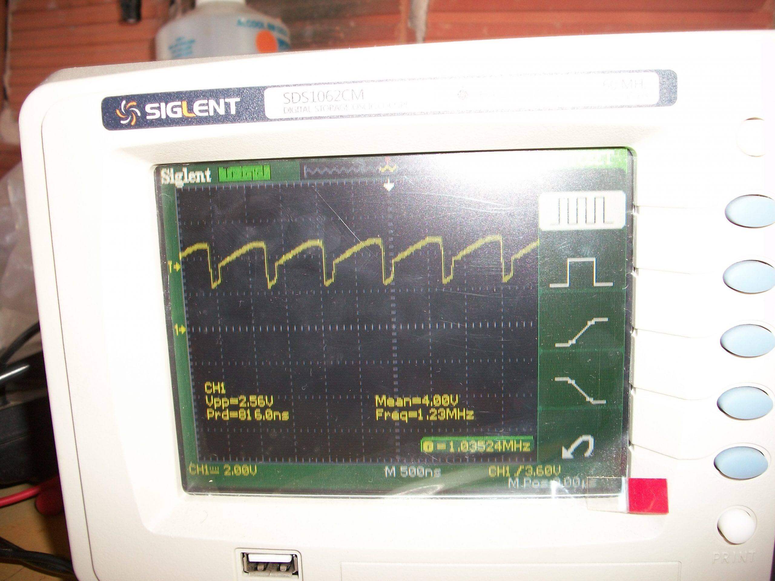 Review do Amplificador UHF/VHF Booster com BFR90 - Toni Eletrônica